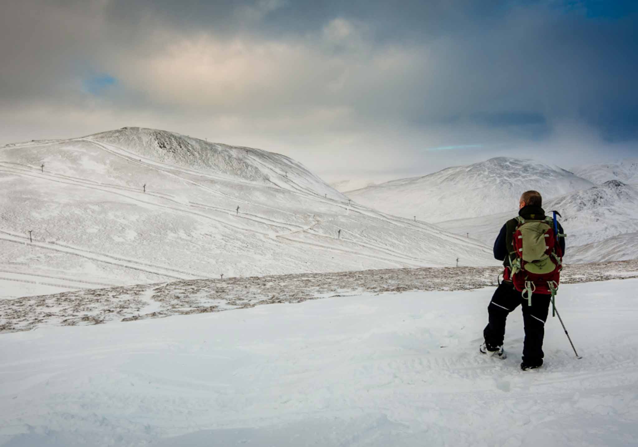 Skiing in Scotland: the Ultimate Guide - Discoveny